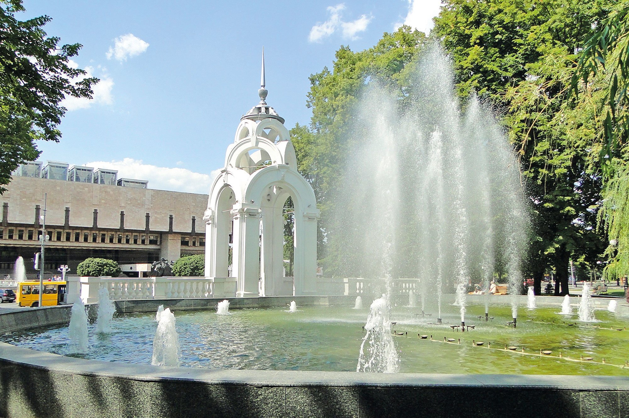 Other architectural attractions - «Mirror Stream» - 28/2 Sumska Street ...