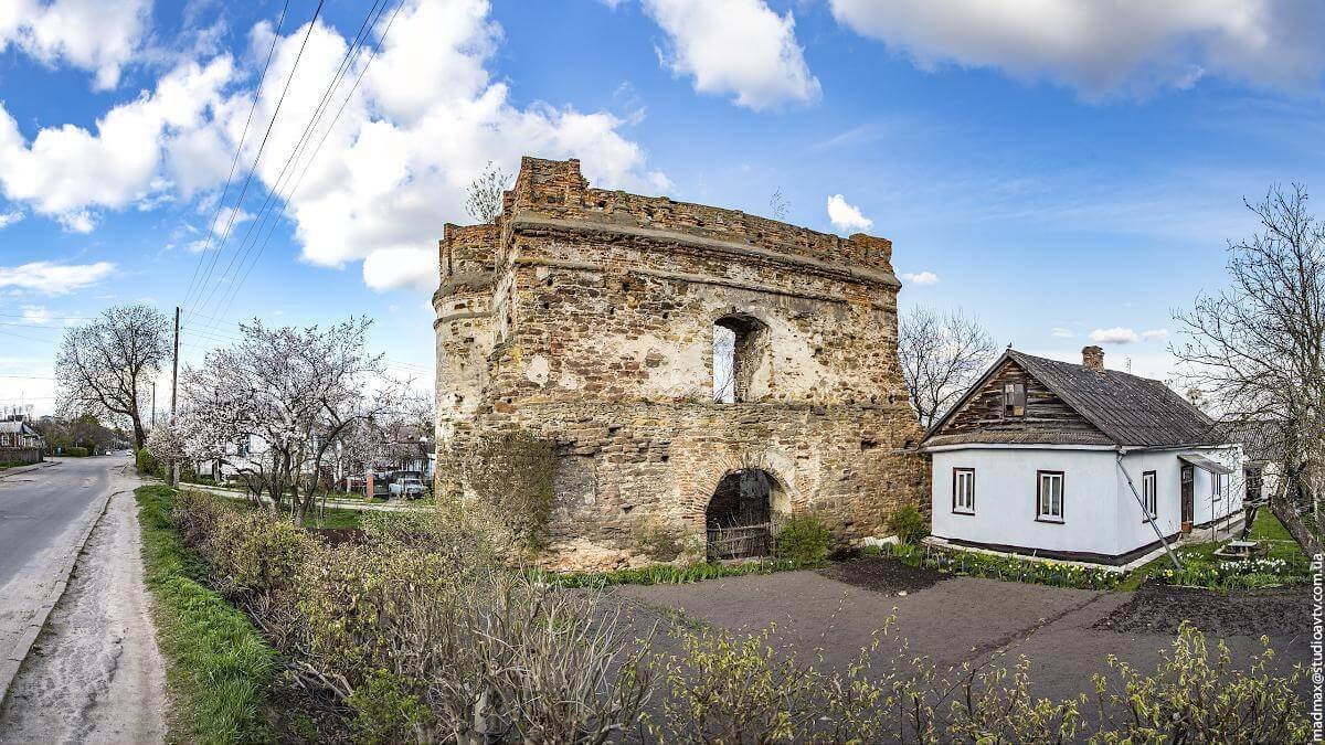 Forts, castles, palaces - «Tatar Tower» - vul. Tatarska, 73, Ostroh